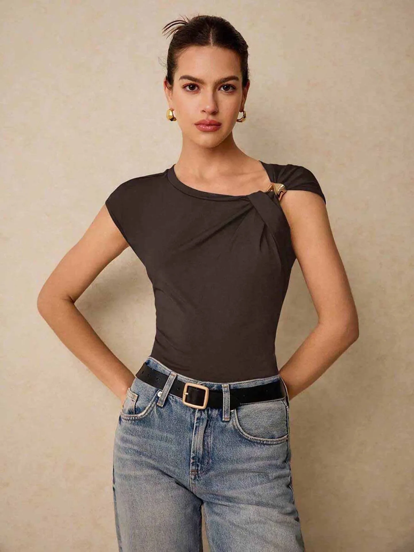 Gathered Top | Savana | Bestsellers