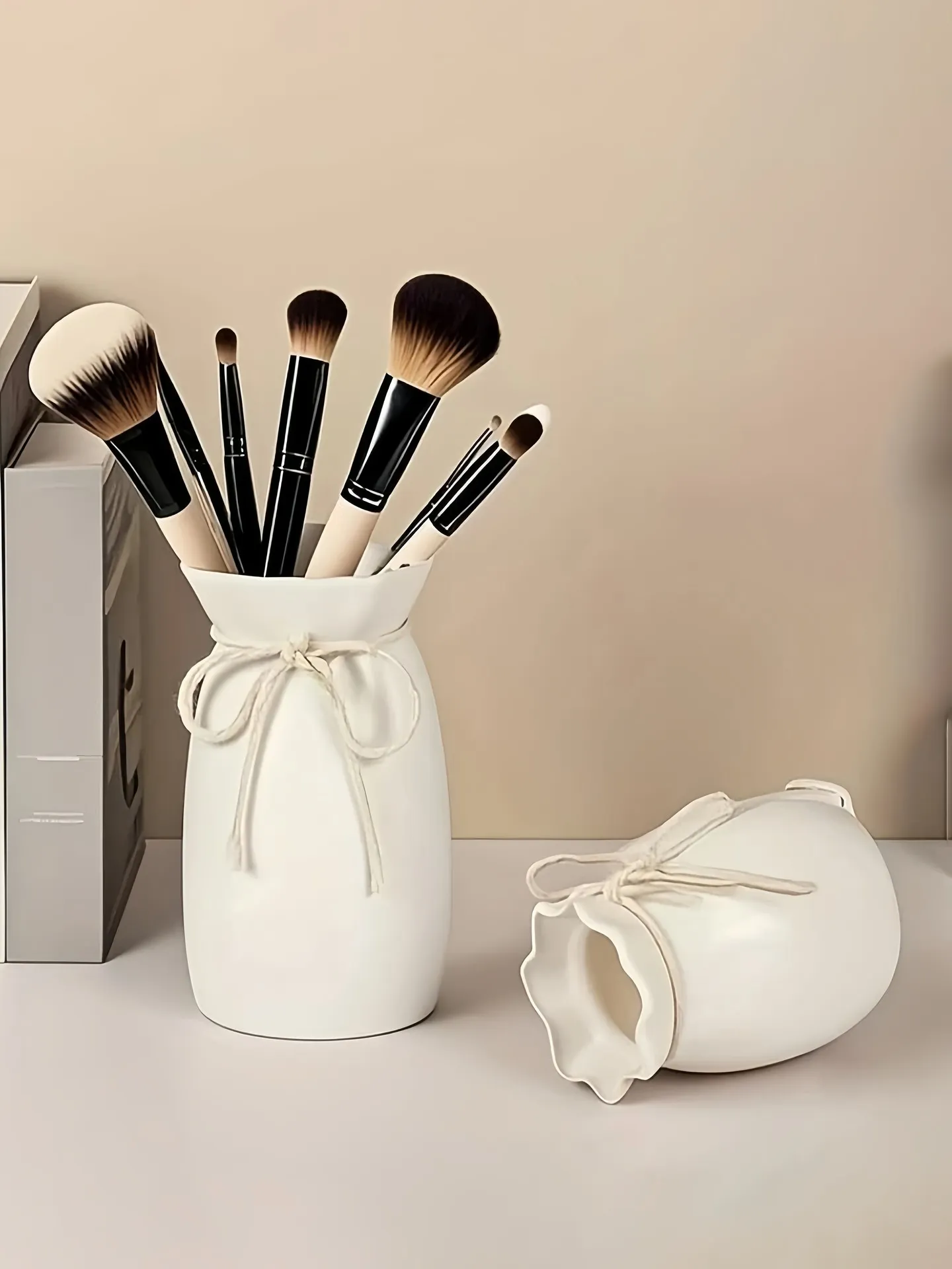 Bow Brush Shelf | Savana | Bestsellers