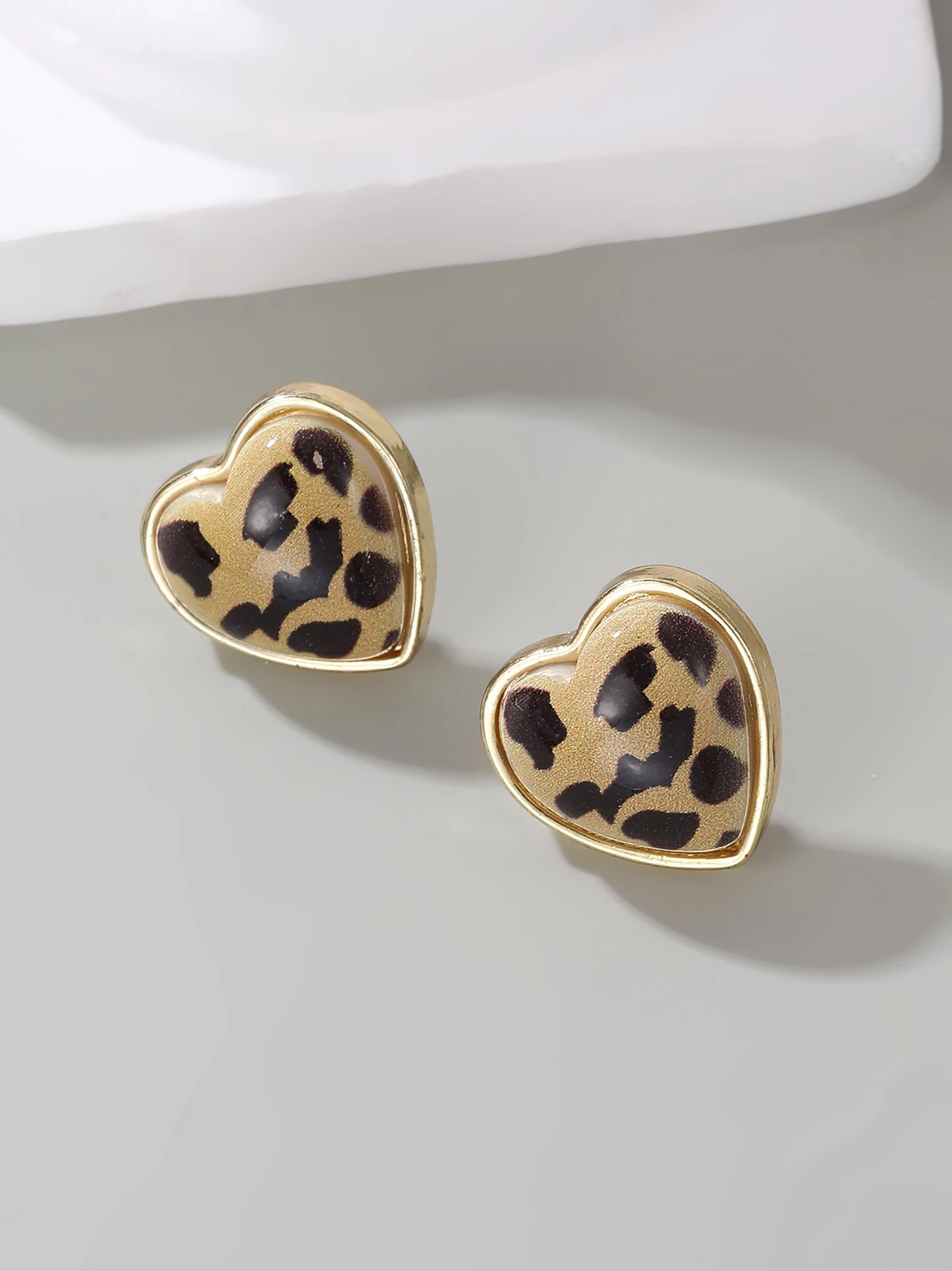 Heart Stud Earrings | Savana | Bestsellers