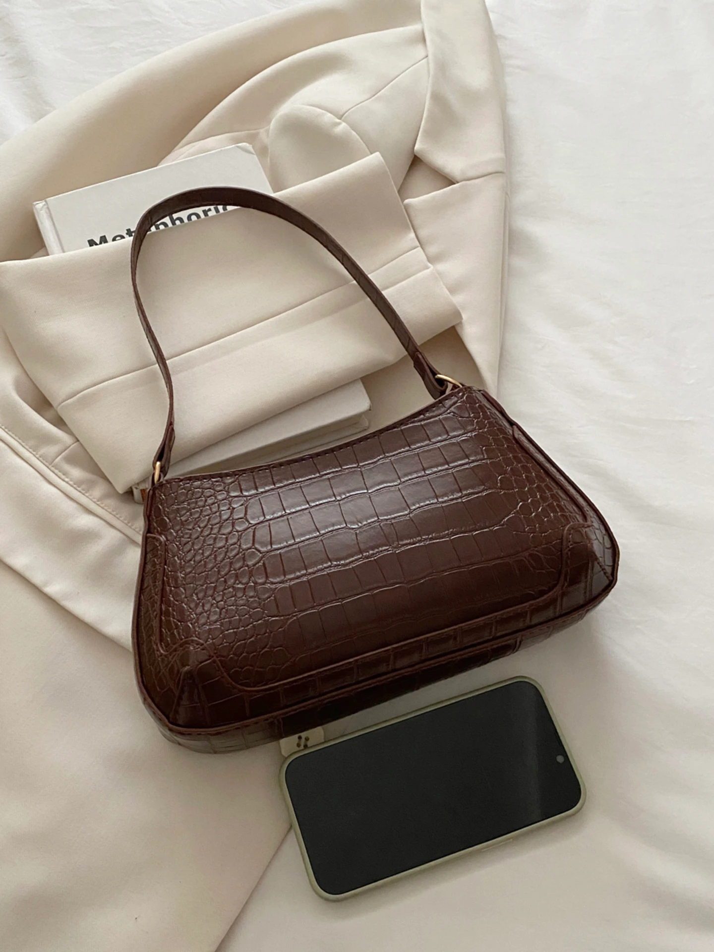 Texture Shoulder Bag | Savana | Bestsellers