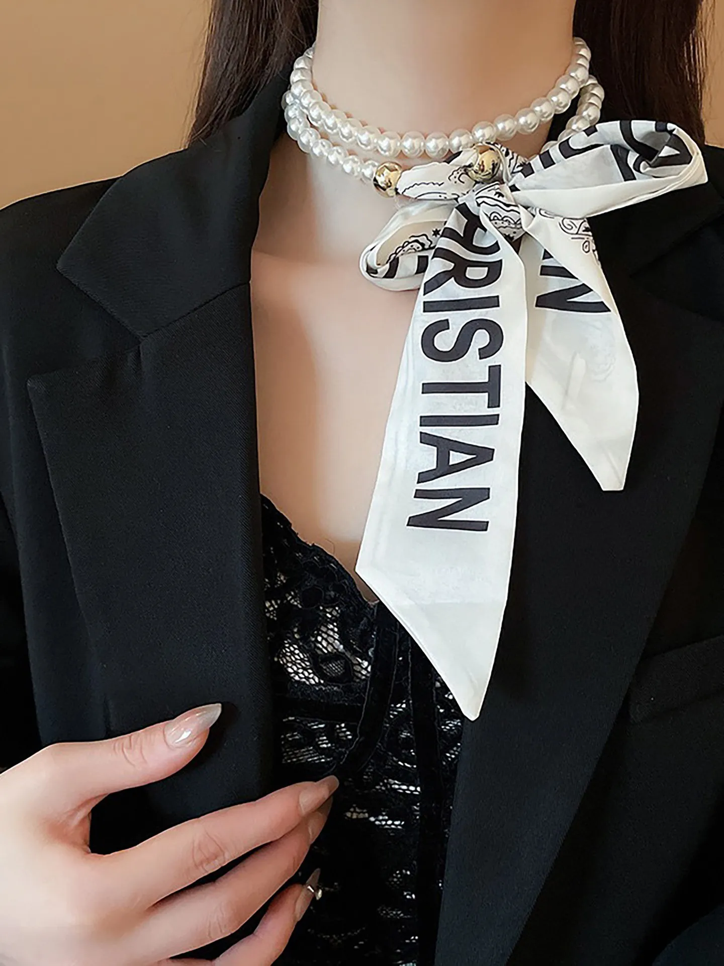 Pearl Ties | Savana | Bestsellers
