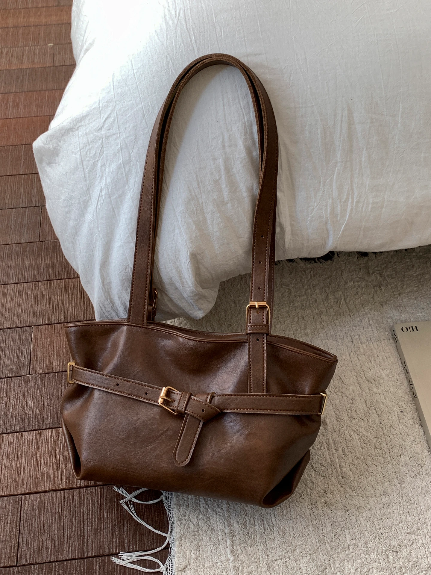 Adjustable Buckle Totes Bag | Savana | Bestsellers