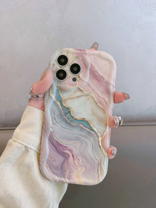 Solid Phone Case | Savana | Bestsellers