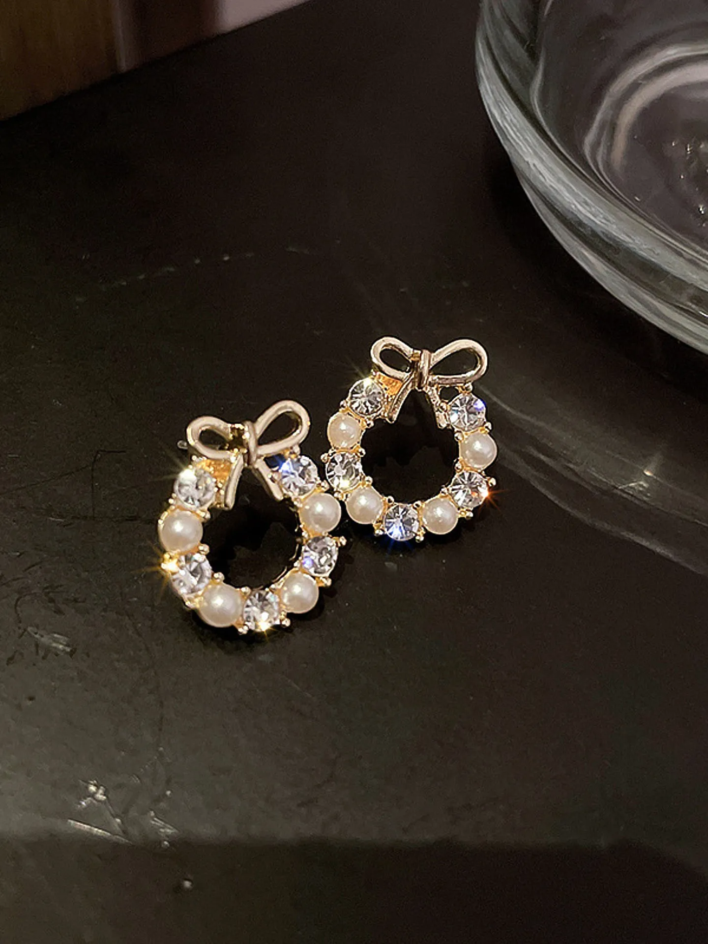 Bow Stud Earrings | Savana | Bestsellers