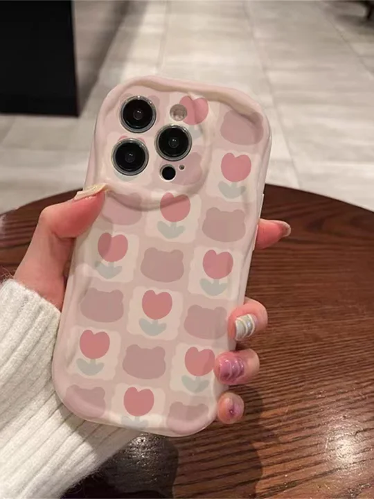 Geometric Phone Case | Savana | Bestsellers