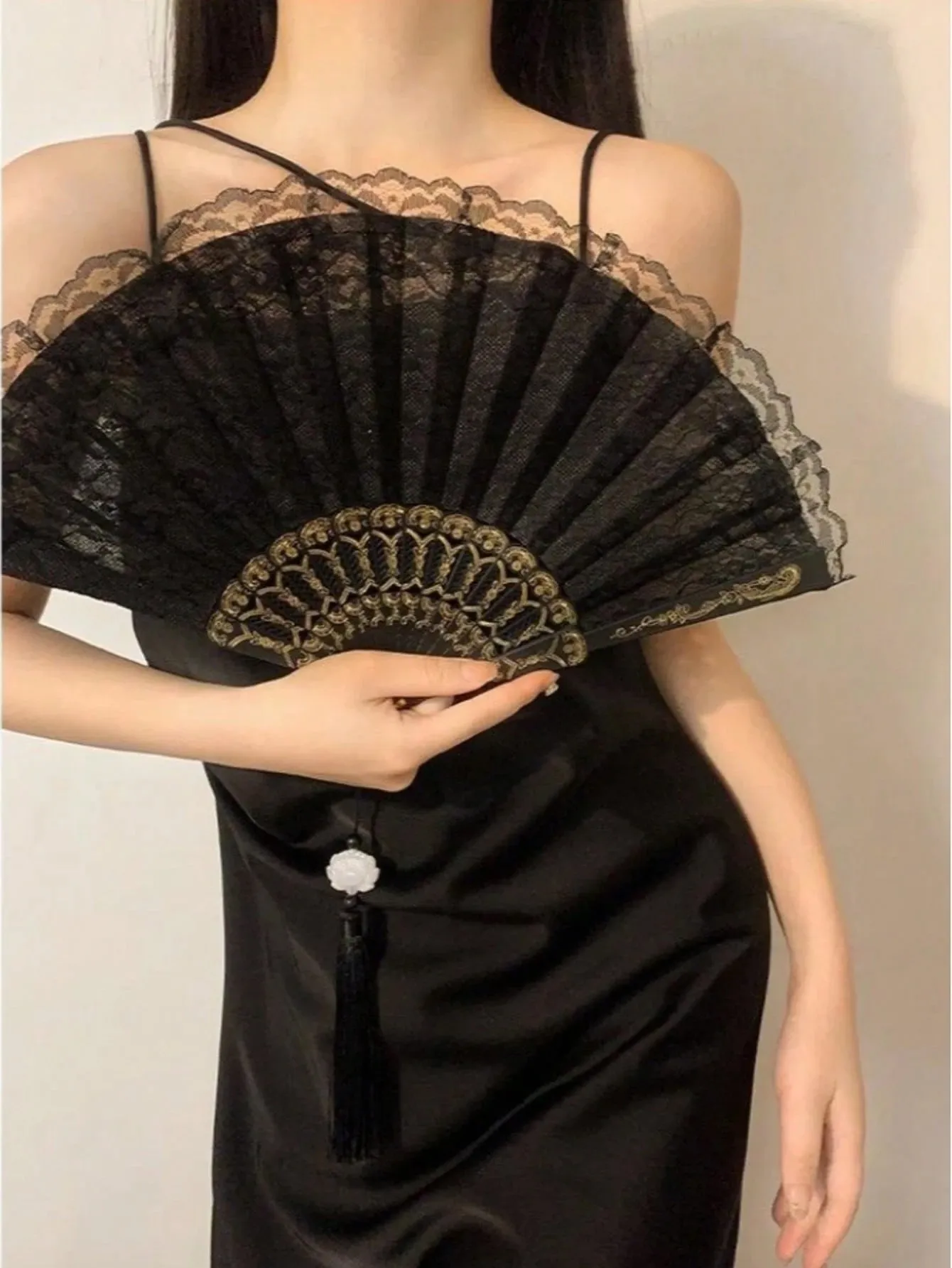 Fringe Hand Fan | Savana | Bestsellers