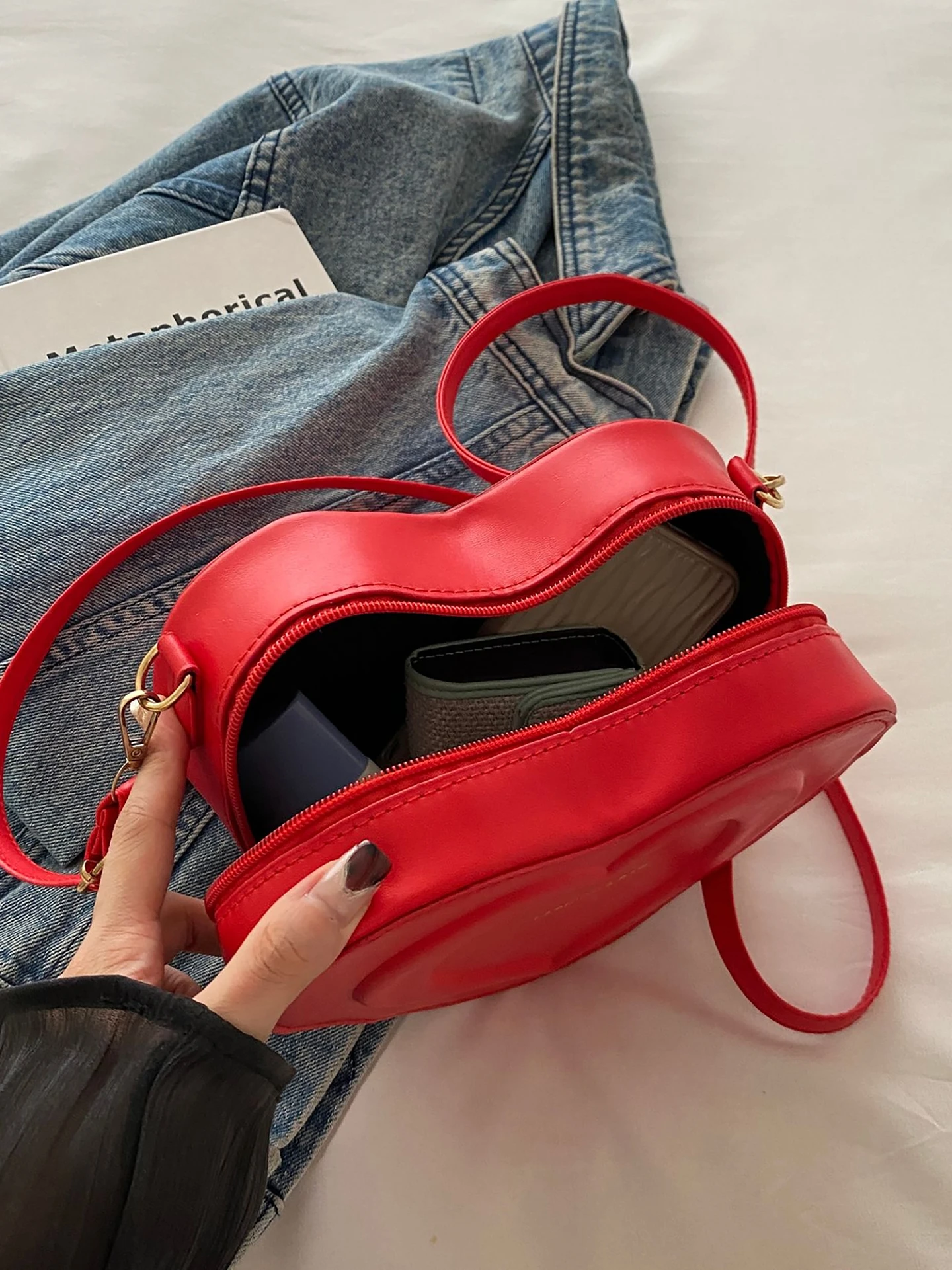 Heart Crossbody Bag | Savana | Bestsellers