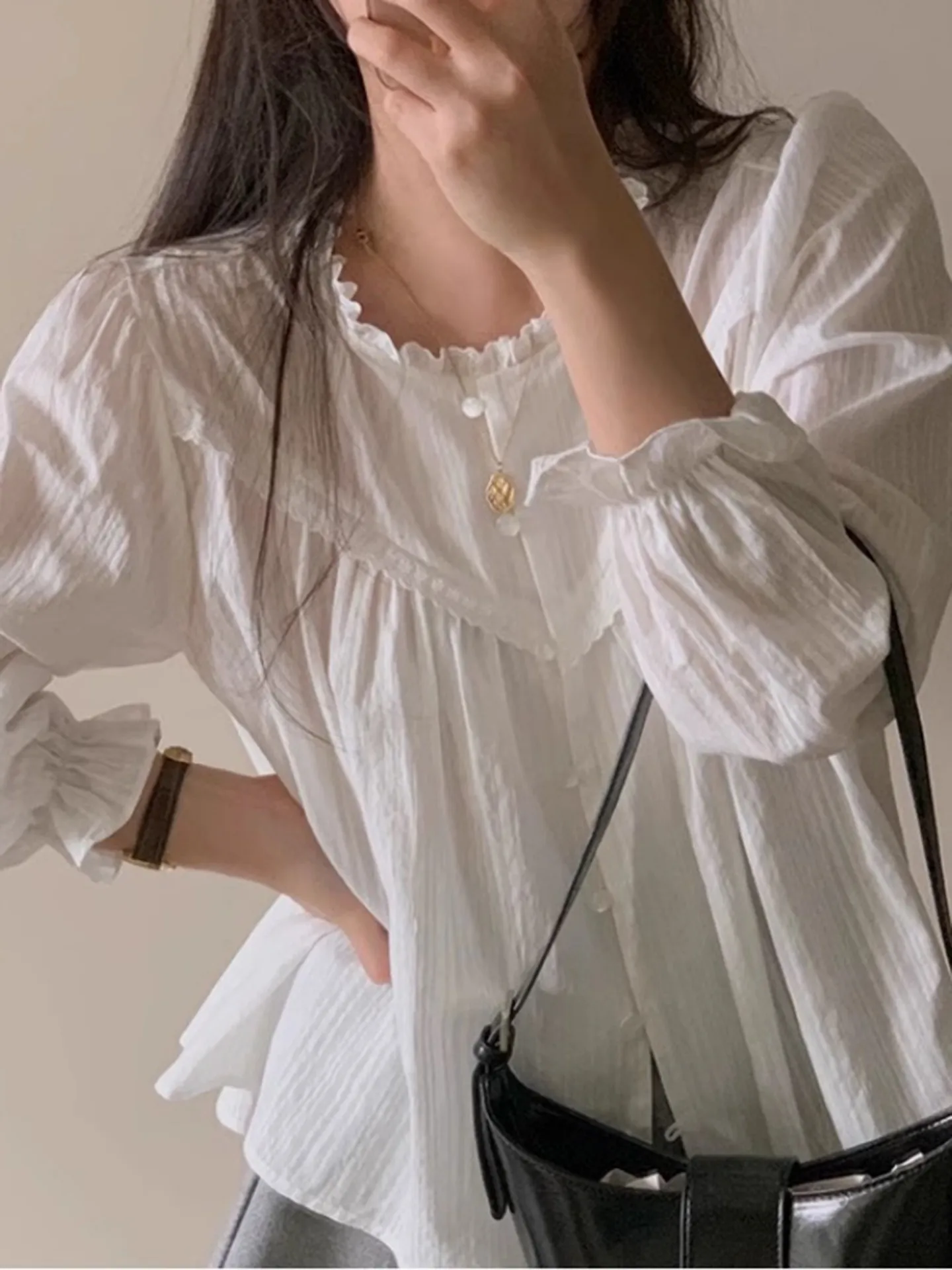 Lettuce trim Placket Blouse | Savana | Bestsellers