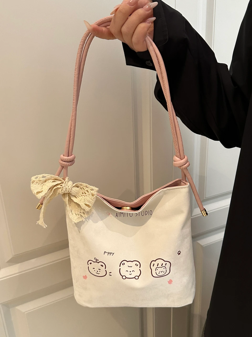 Bow Shoulder Bag | Savana | Bestsellers