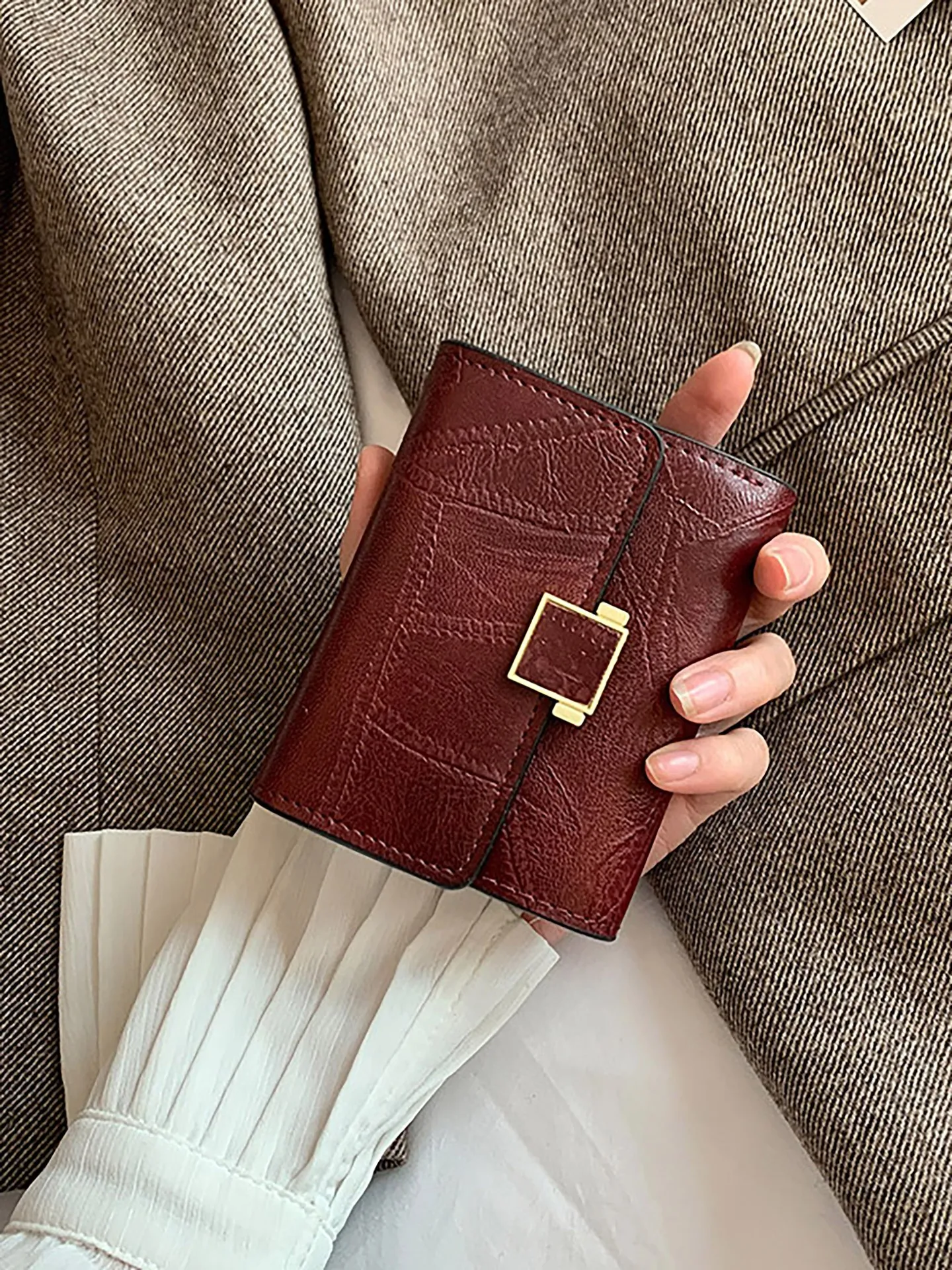 Plaid Wallets | Savana | Bestsellers