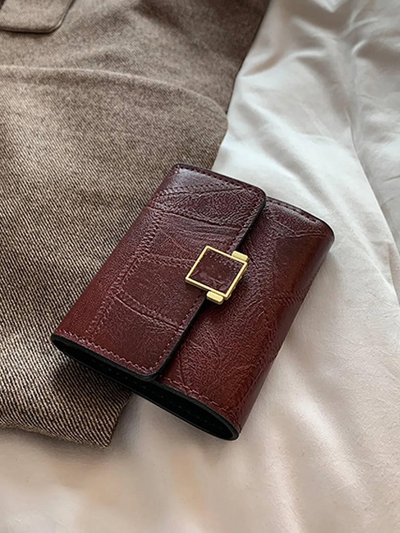 Plaid Wallets | Savana | Bestsellers