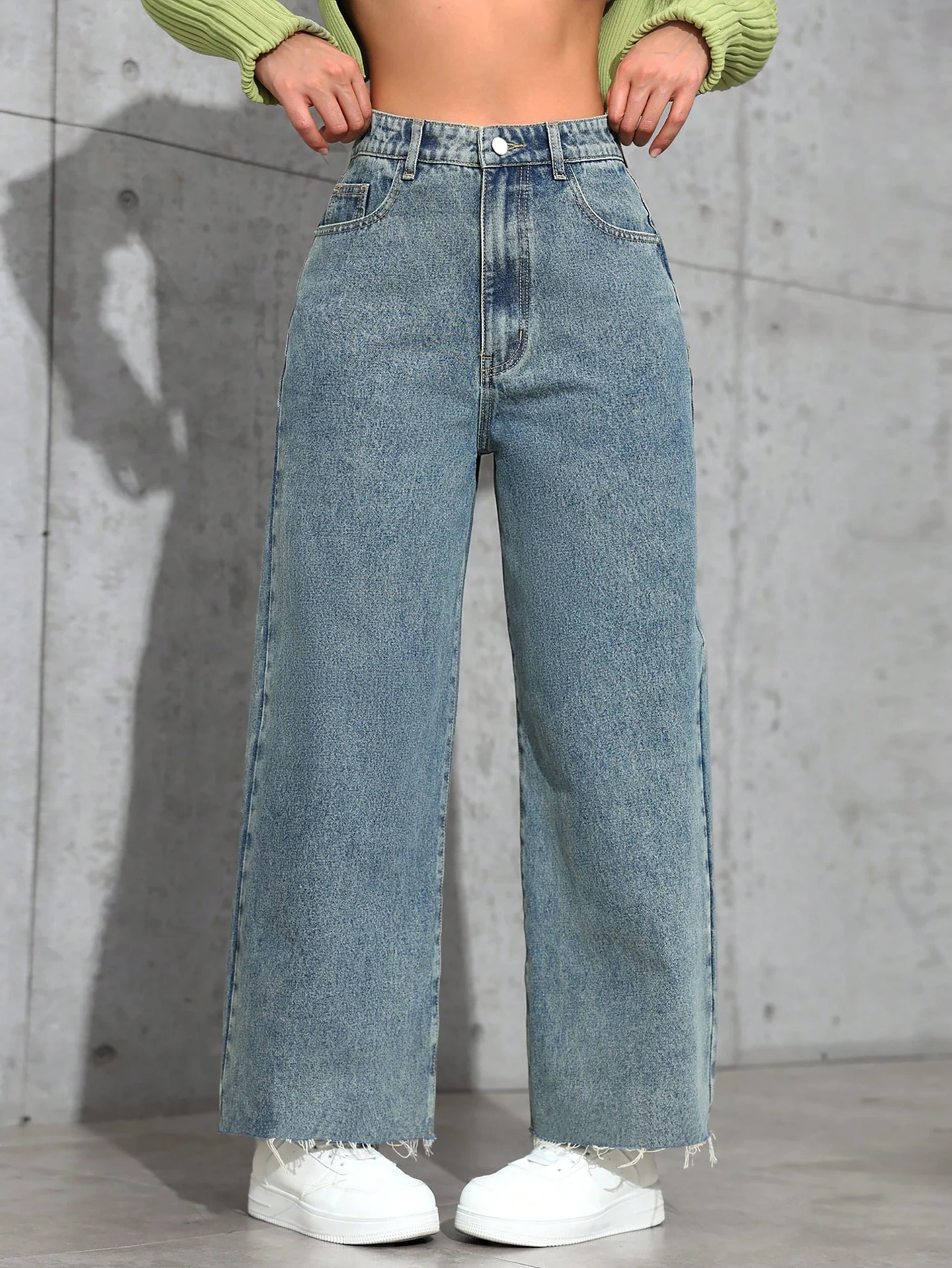 [Slight Stretch] High Waist Raw Hem Wide Leg Jeans | Savana | Bestsellers