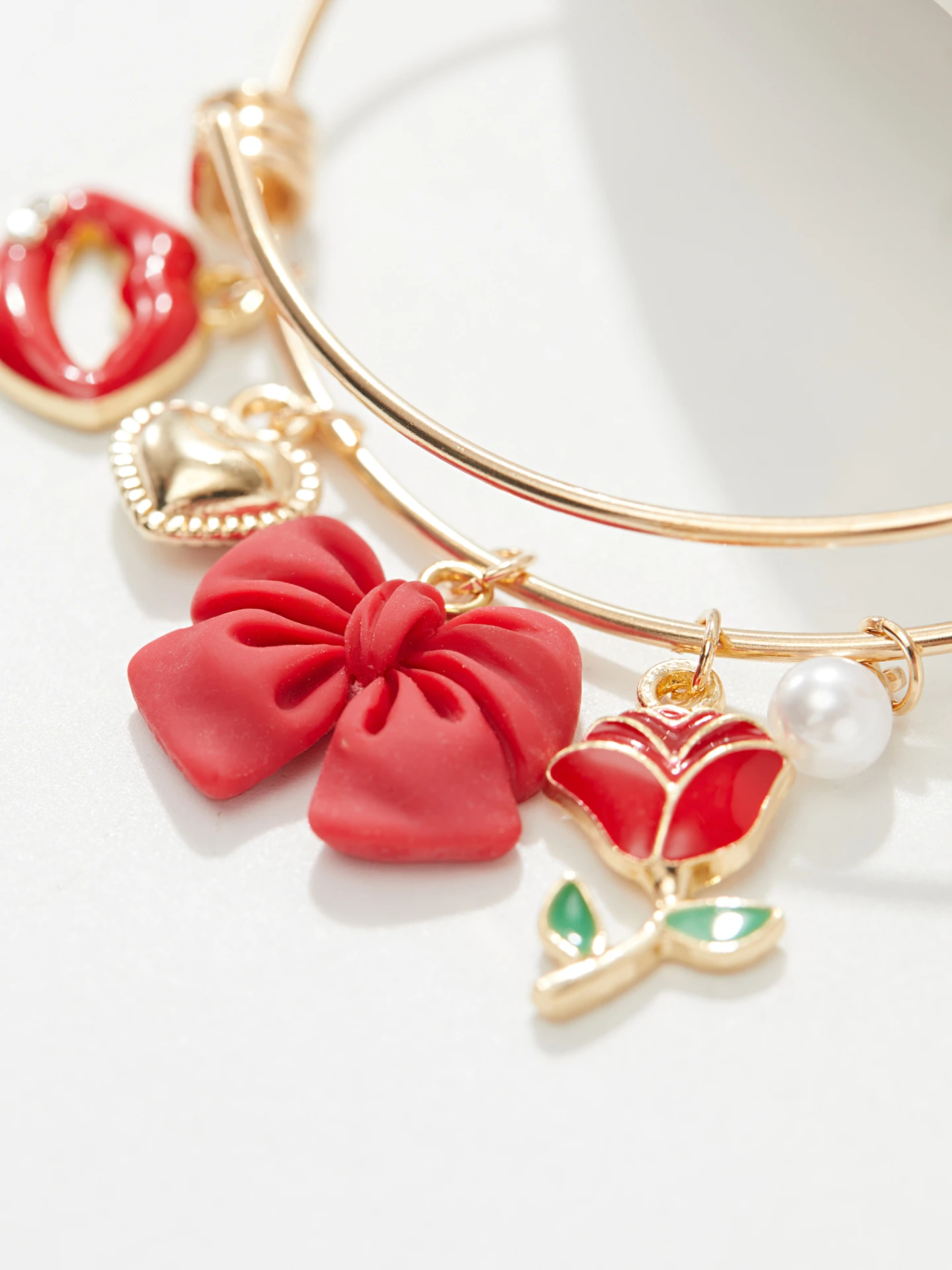 Geometric Bangle | Savana | Bestsellers