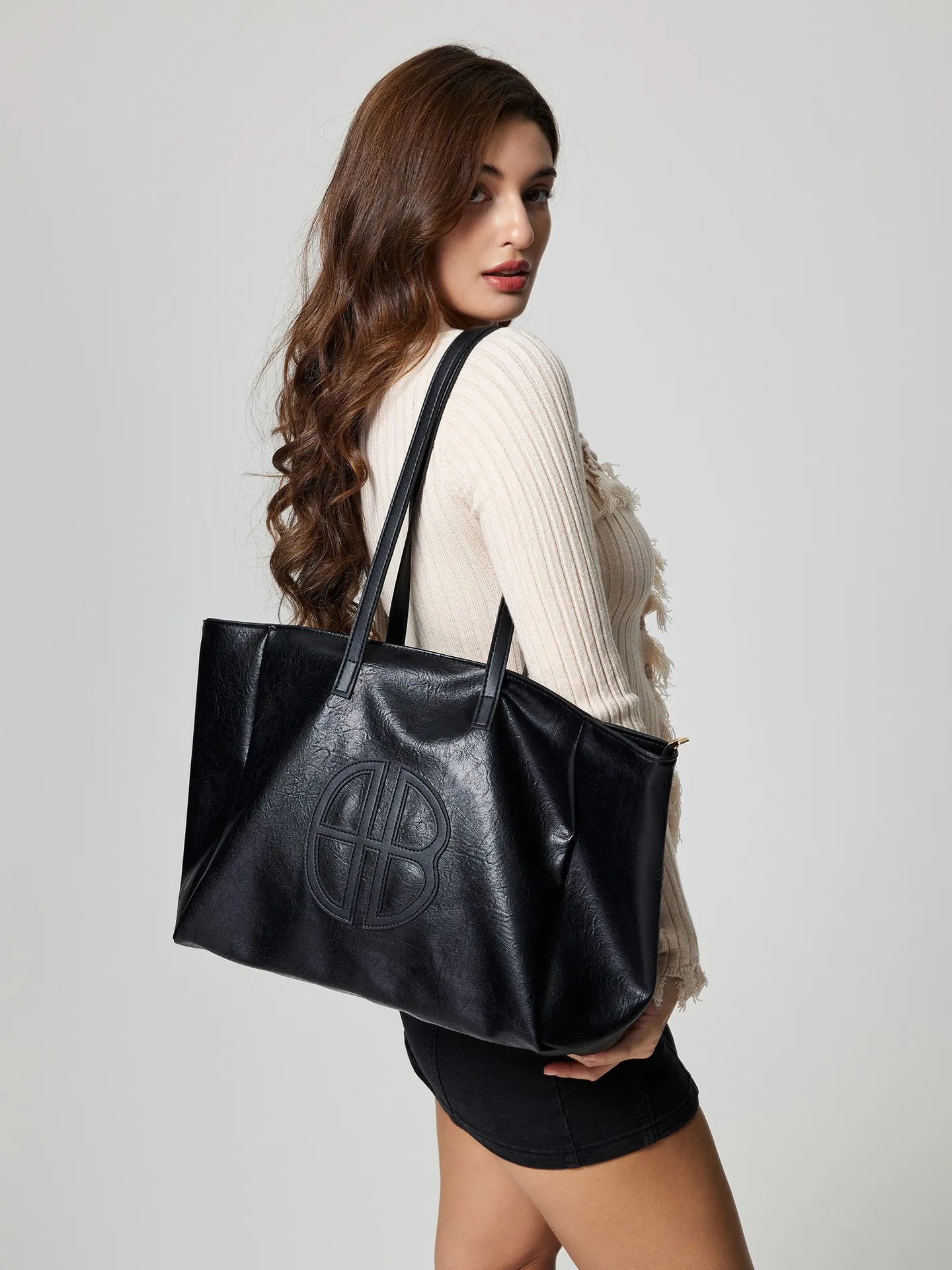 Solid Bucket Totes Bag | Savana | Bestsellers