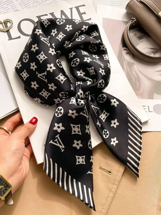 Find Your scarf - For all the ways you love to dress.
