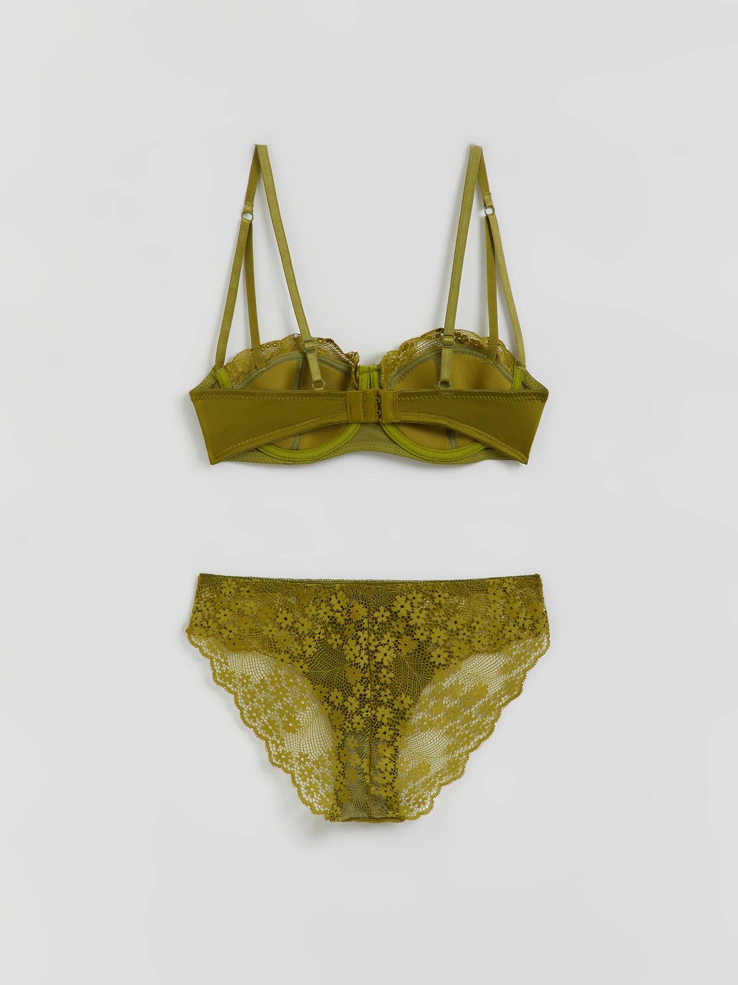 Patchwork Bra And Briefs Set | Savana | Bestsellers