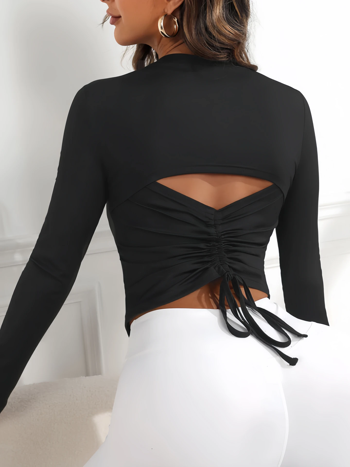 Backless Sports T-Shirt | Savana | Bestsellers