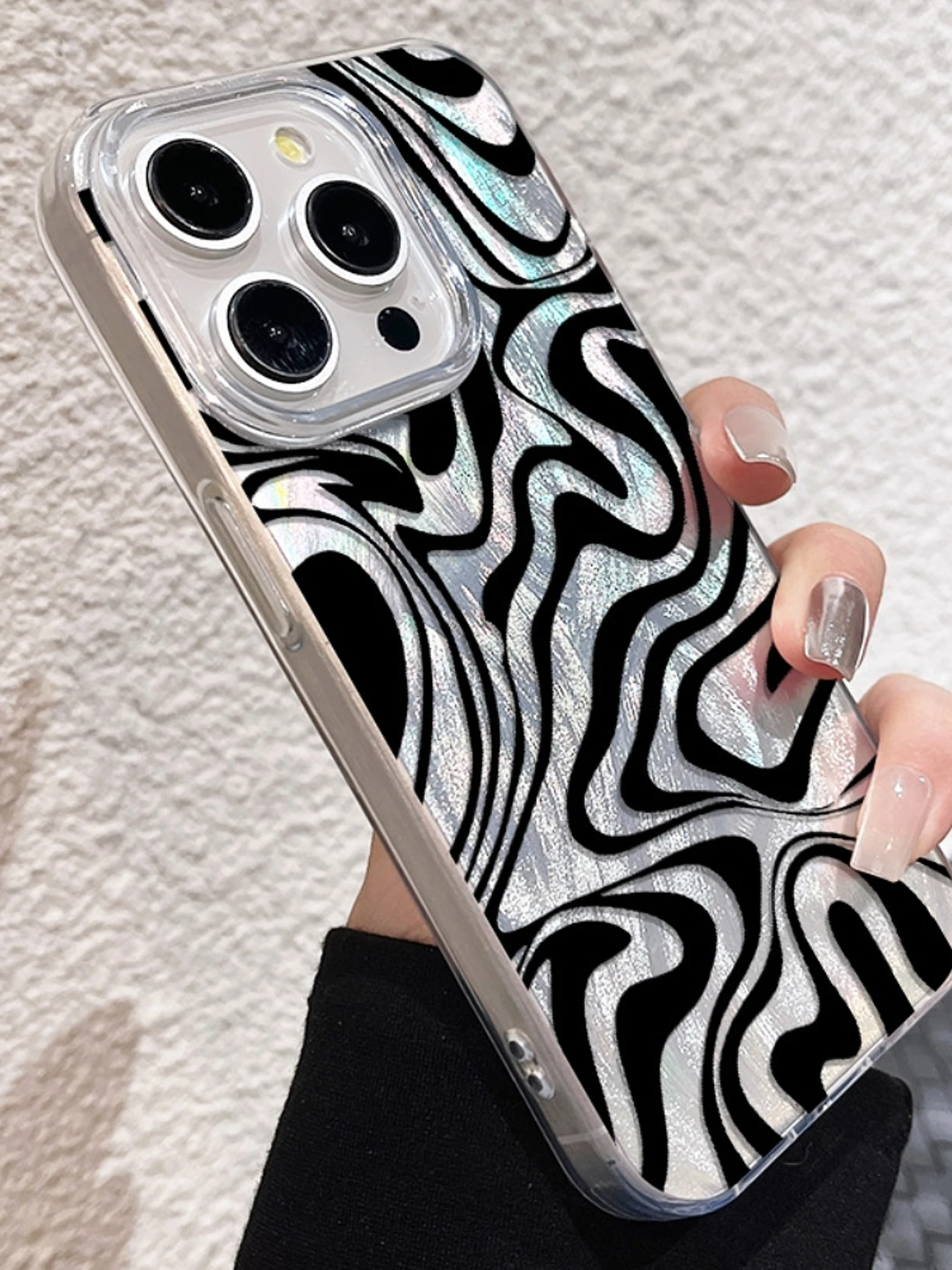 Geometric Phone Case | Savana | Bestsellers