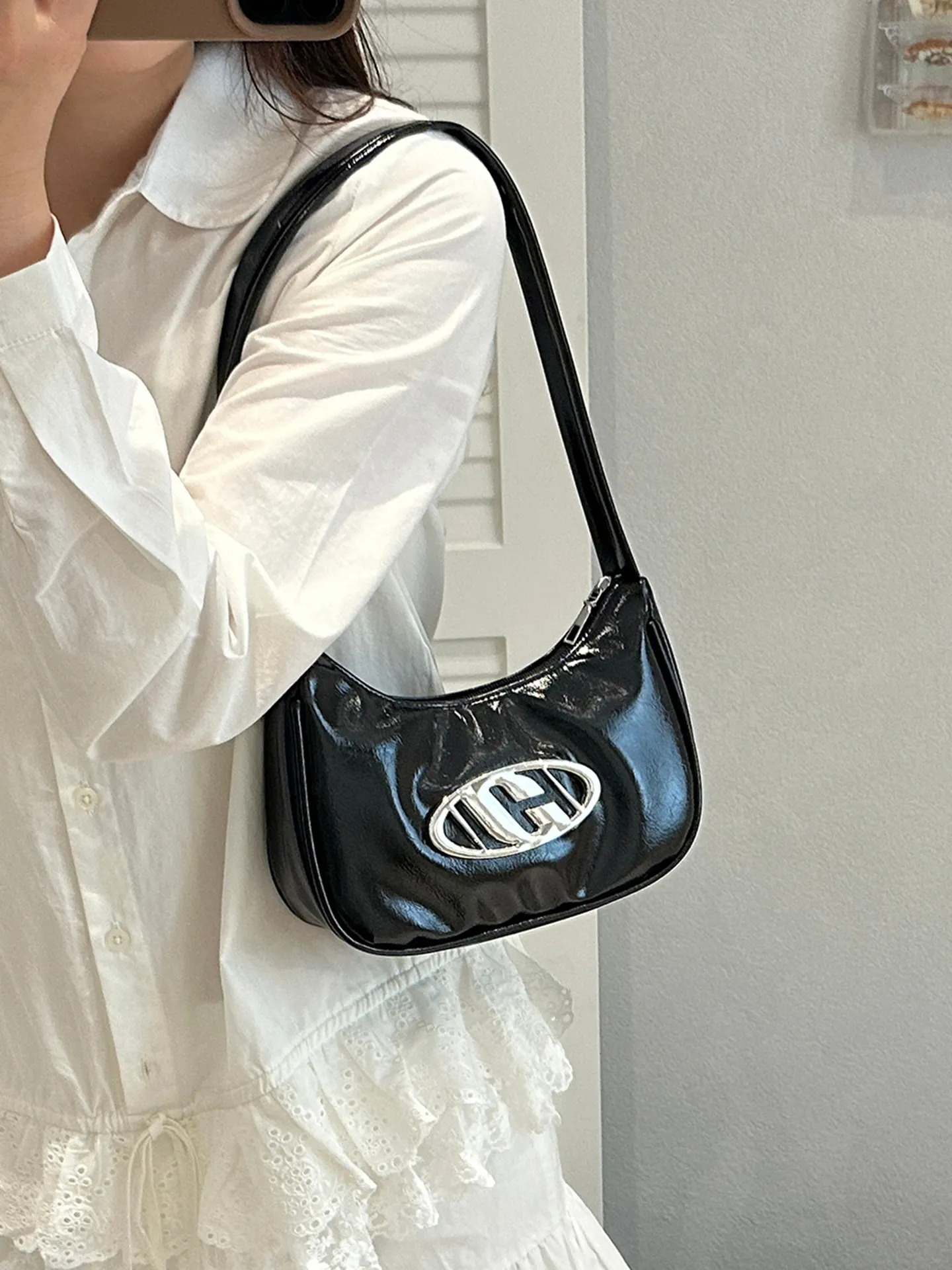 Metal Detail Shoulder Bag | Savana | Bestsellers