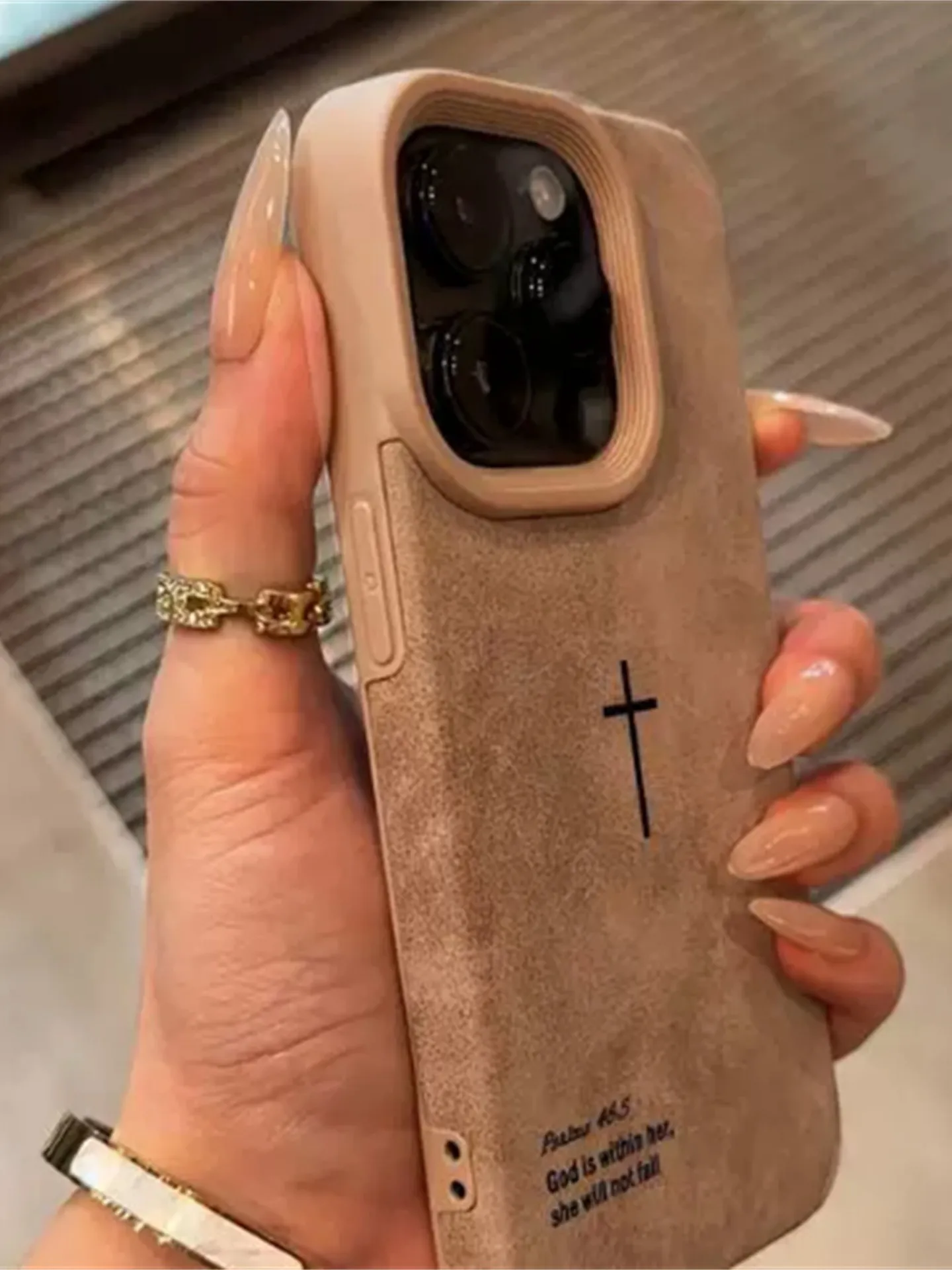 Cross Phone Case | Savana | Bestsellers