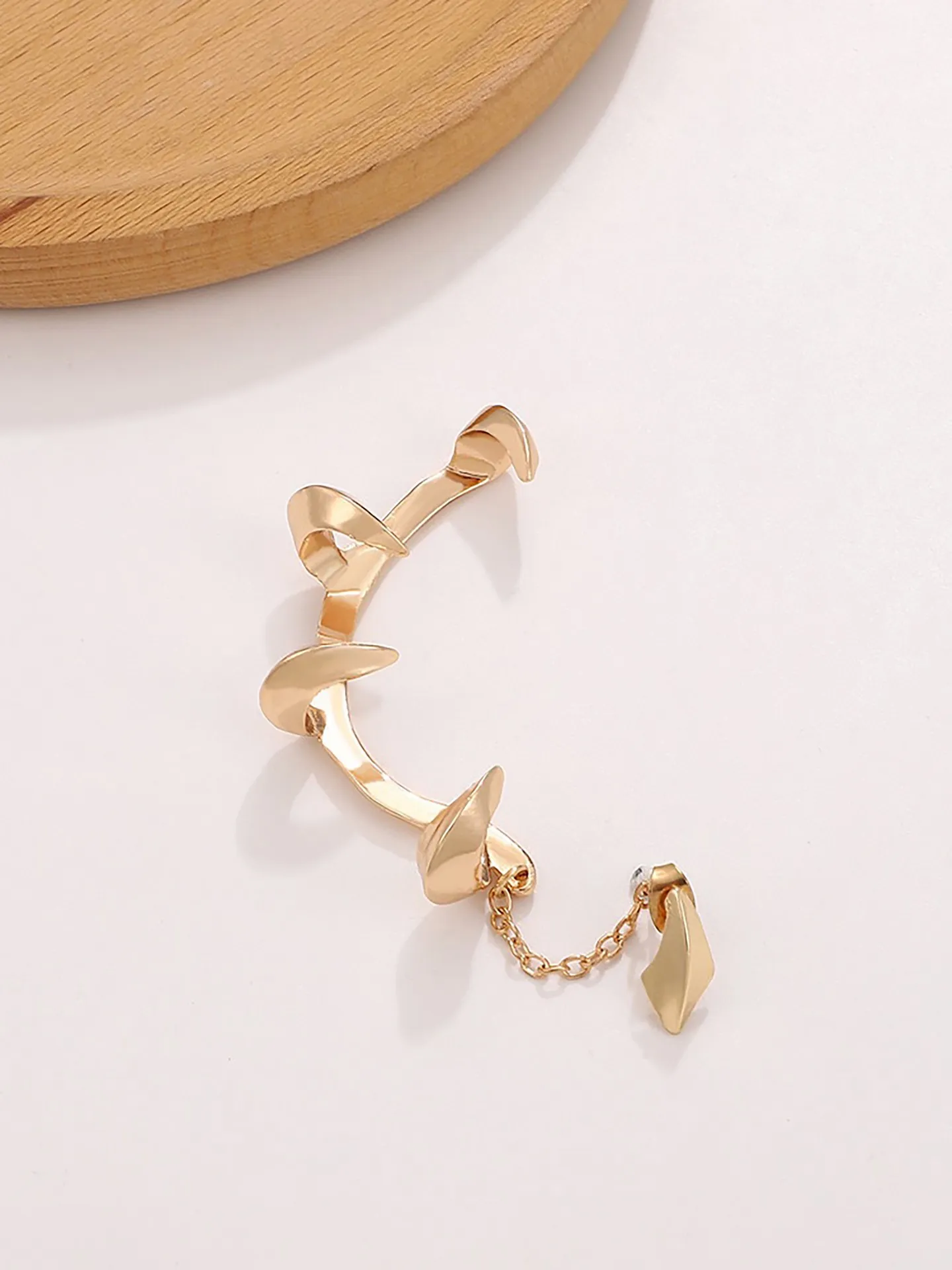 Geometric Design Cuff Earring | Savana | Bestsellers