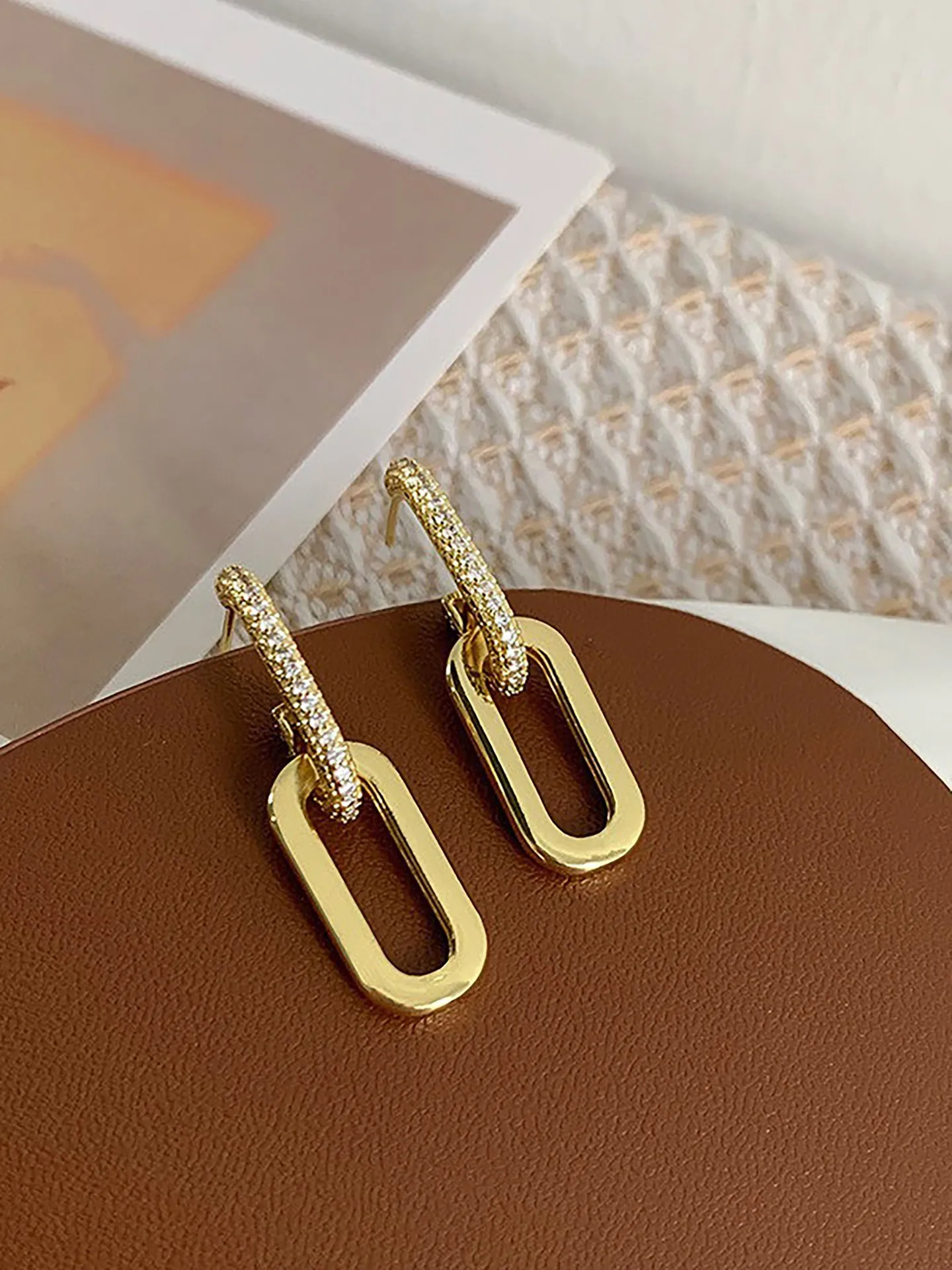 Chain Dangle Earrings | Savana | Bestsellers