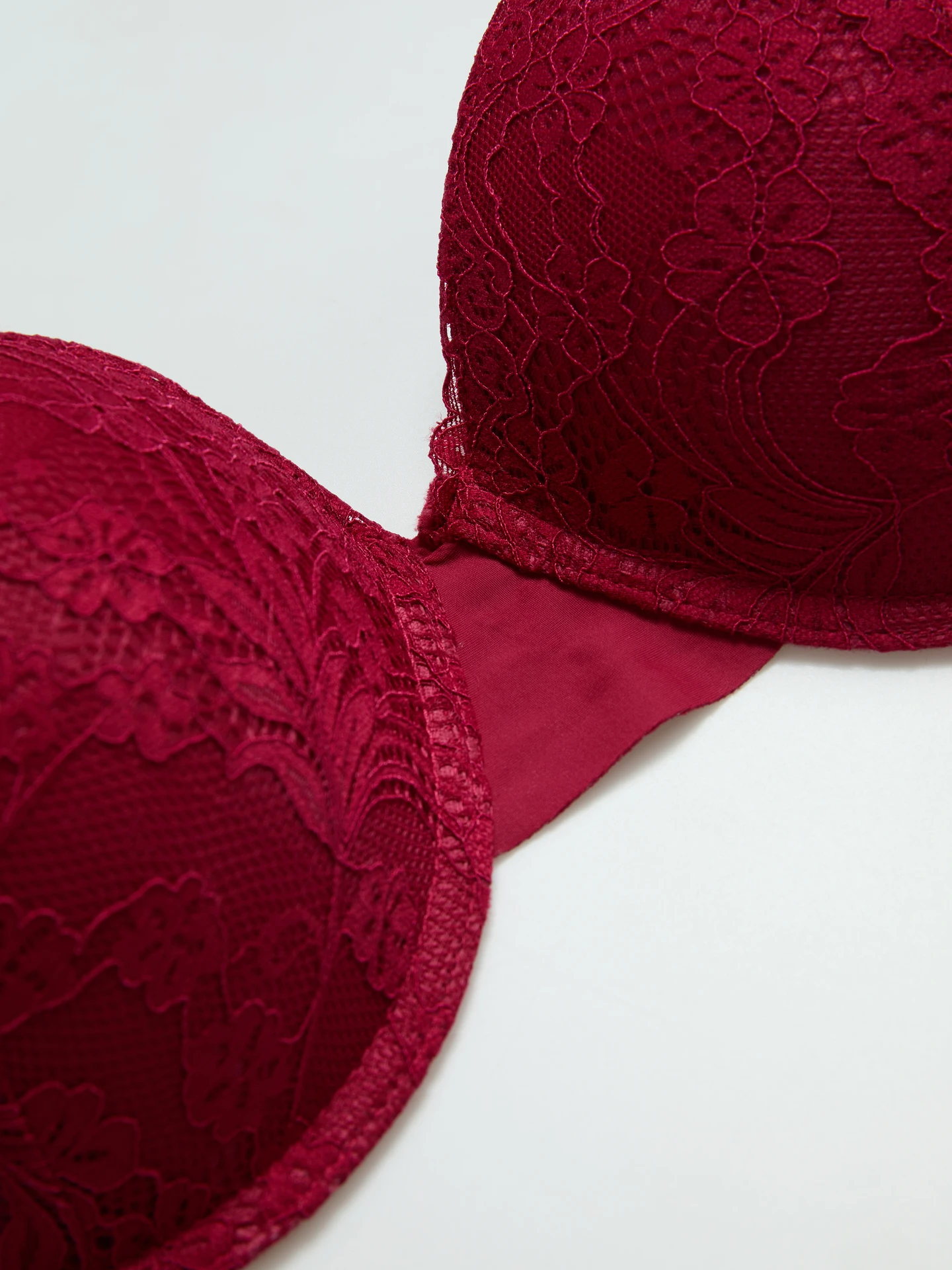 Plus Size Lace-trimmed Push Up Bra | Savana | Bestsellers
