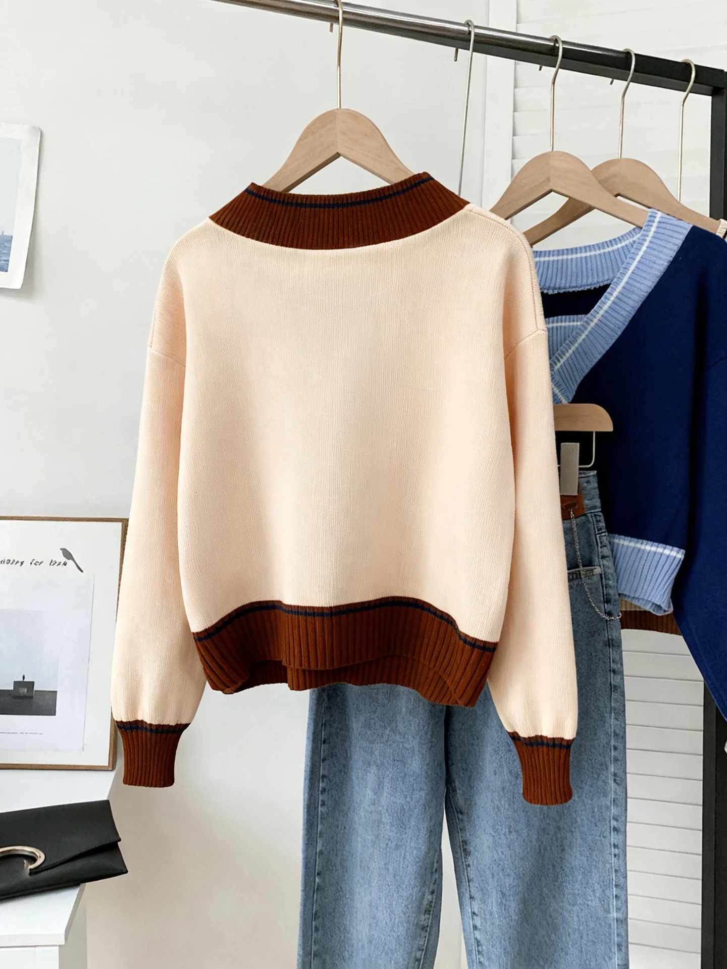 Contrast Knit Pullover | Savana | Bestsellers