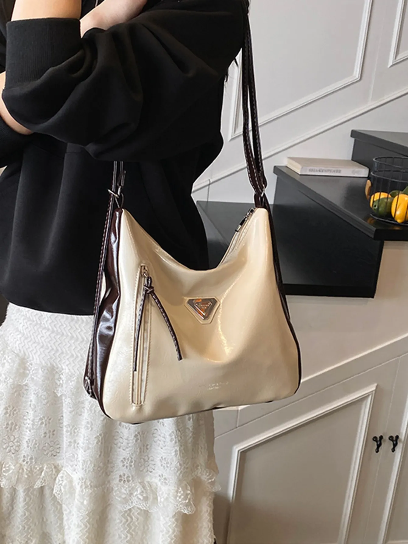 Decorative Zipper Shoulder Bag | Savana | Bestsellers
