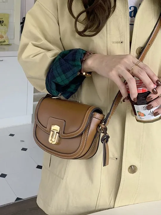 Solid Bucket Crossbody Bag | Savana | Bestsellers