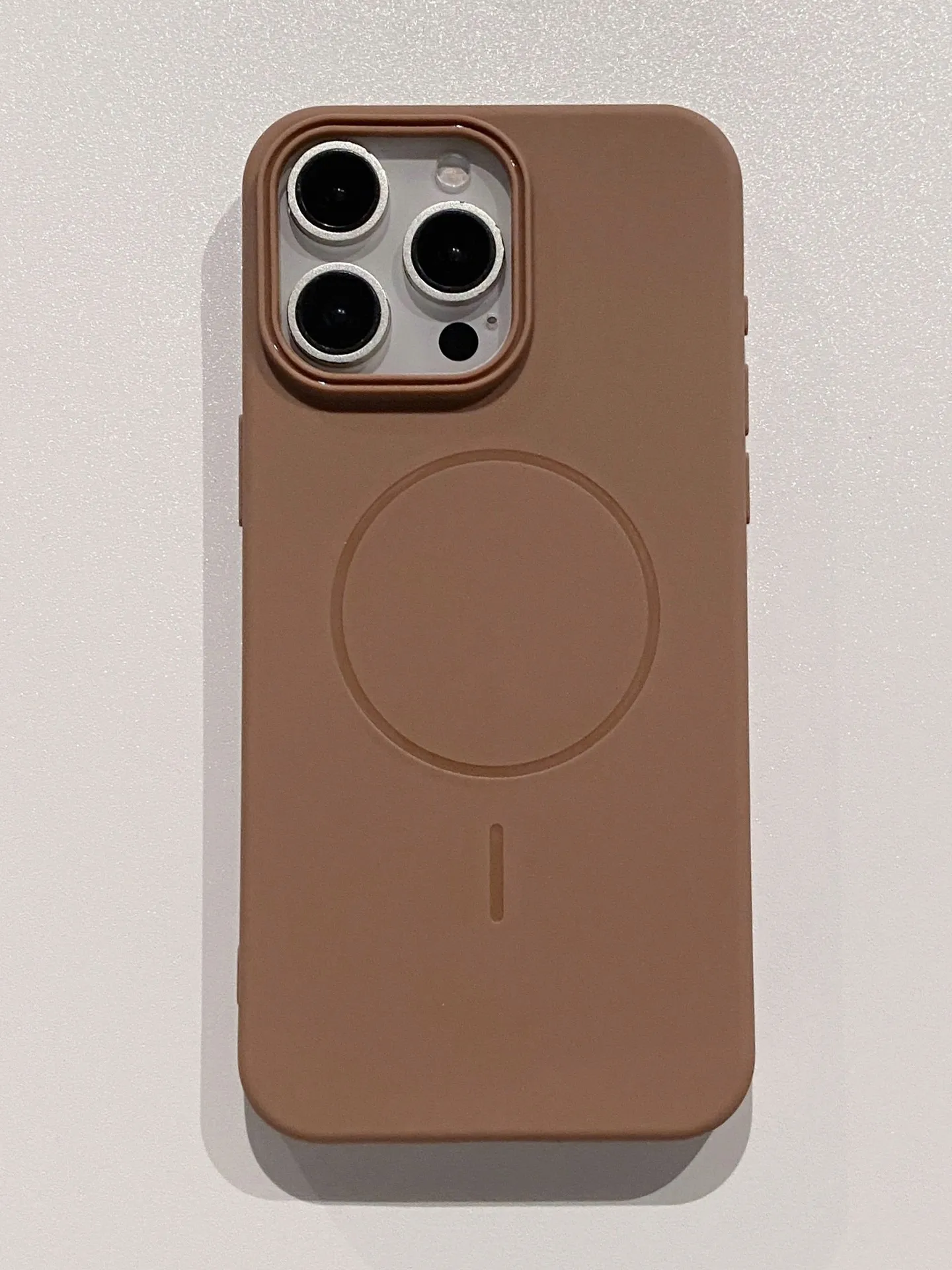 Wireless Charging Phone Case | Savana | Bestsellers