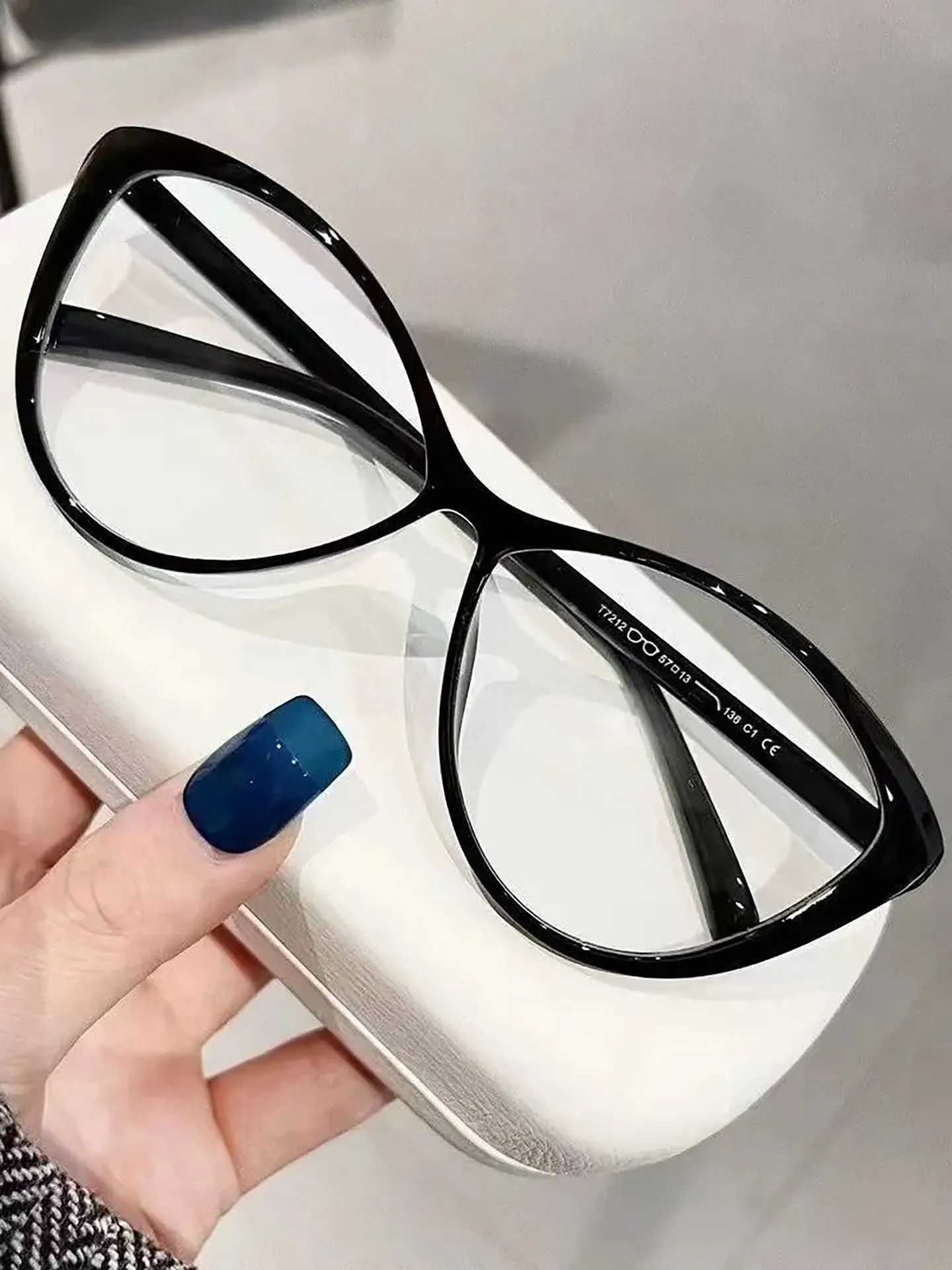 Solid Plain Eyeglasses | Savana | Bestsellers