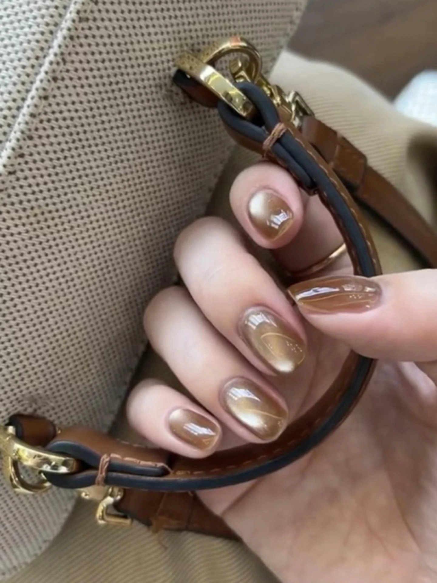 Cat-eye&Glitter Artificial Nails | Savana | Bestsellers