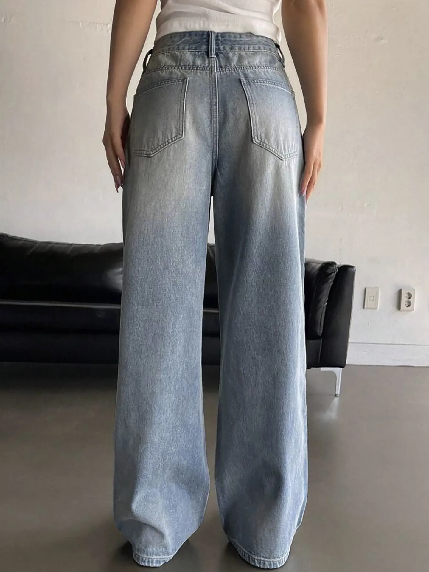 Vintage Wide Leg Jeans | Savana | Bestsellers