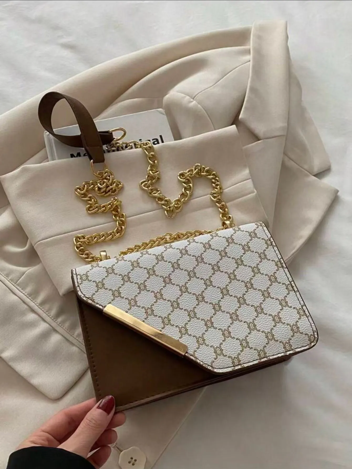 Chain Crossbody Bag | Savana | Bestsellers